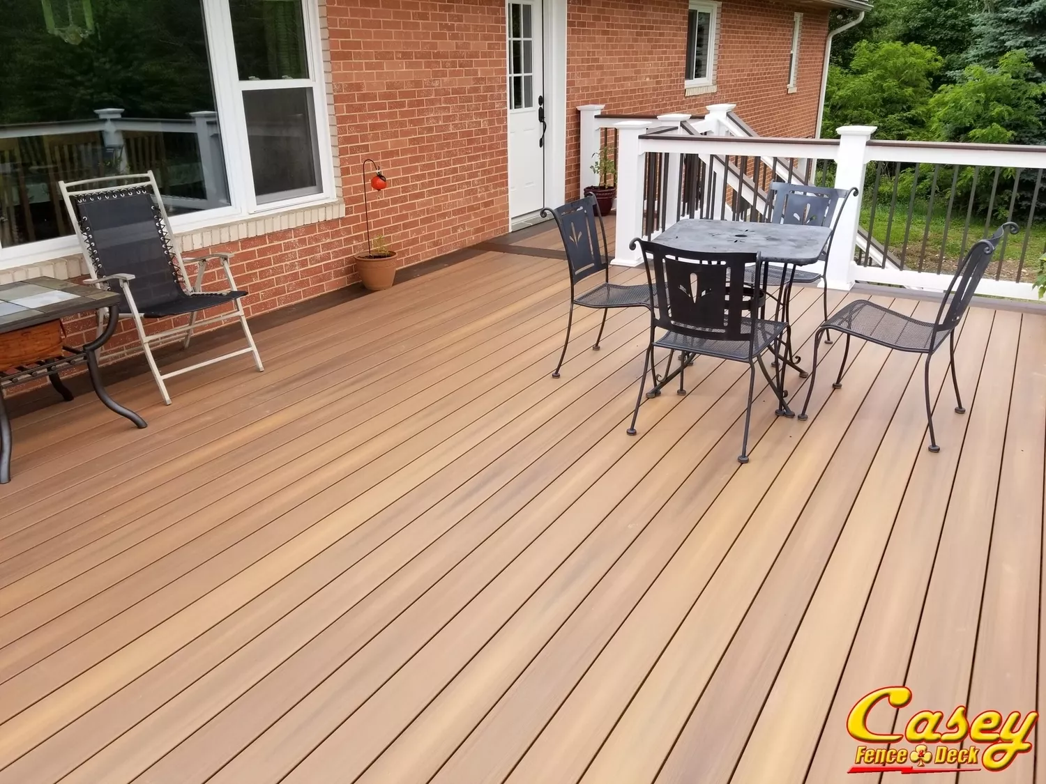 400 Sq Ft Deck in Woodsboro MD with Many Unique Features